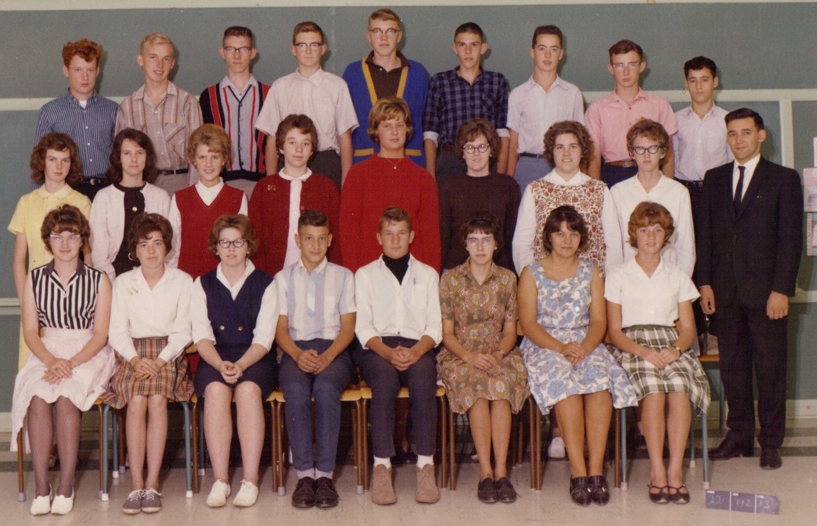 Geary Rural High School Classmates: Class Photos
