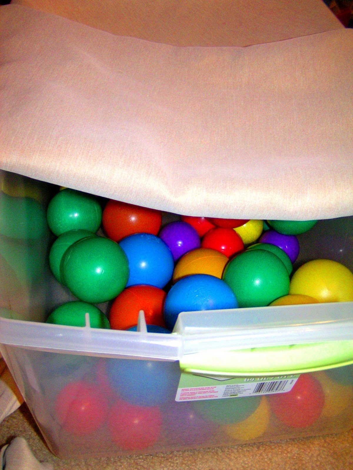 Cover Ball: A Game for Preschoolers and Toddlers | Preschool Powol Packets