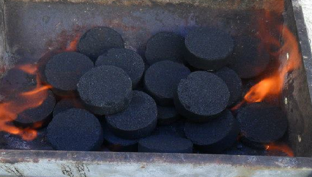 Carvoaria Fiamma comercialização de Briquetes para churrasco