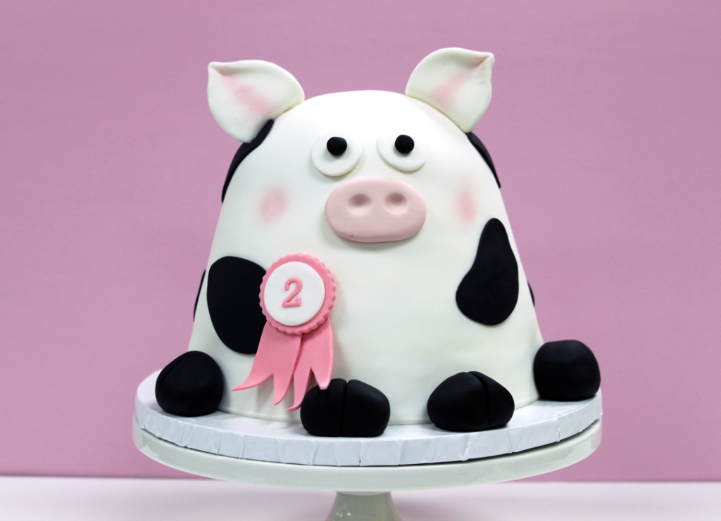 cocoa & fig: Cow Cake for Samantha's 2nd Birthday