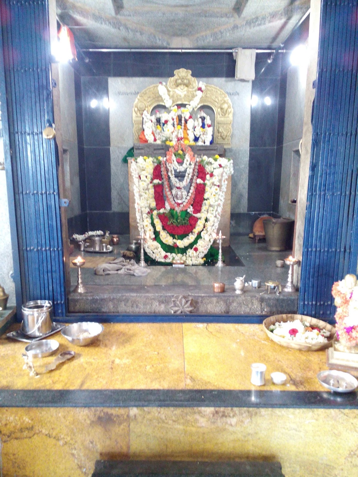nrameshrao: Krishna Nagar Rayara Mutt