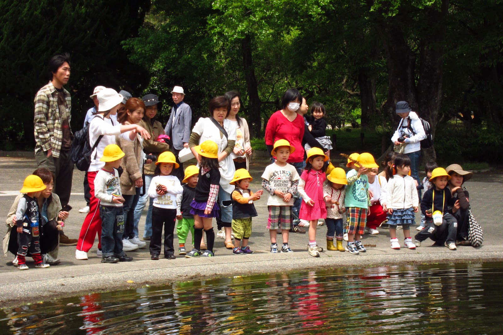 Round of the Seasons in Japan: School Excursion