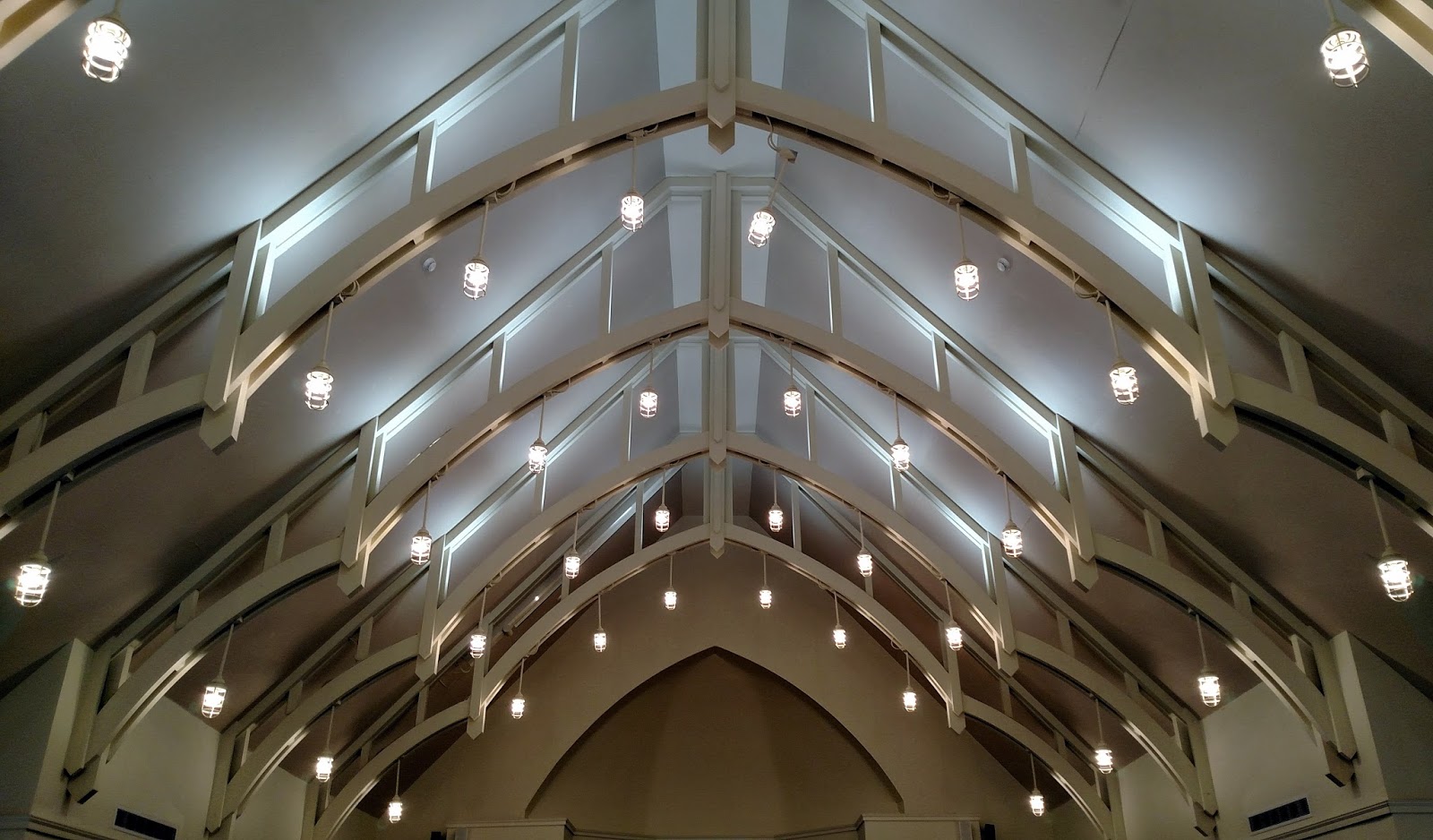 The Mathematical Tourist: Arch Lights