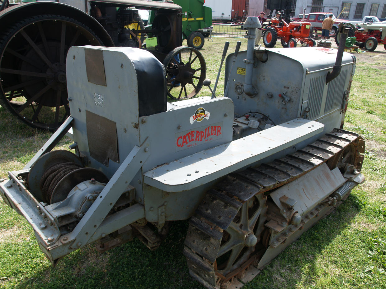 The Iron Mule: Caterpillar Ten