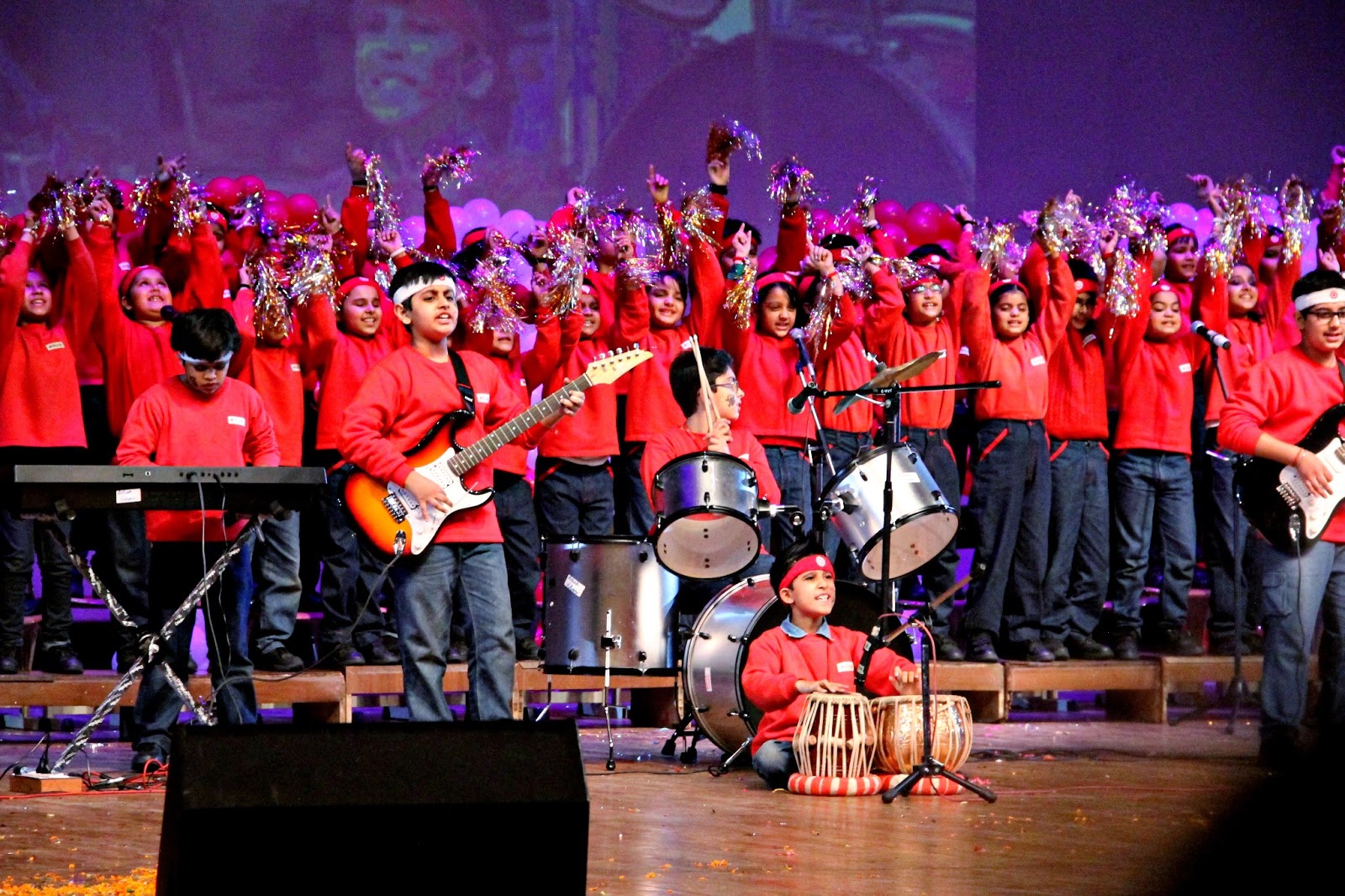 ...SouthAsiaShefs!...: Annual Day - Presidium - Aashini