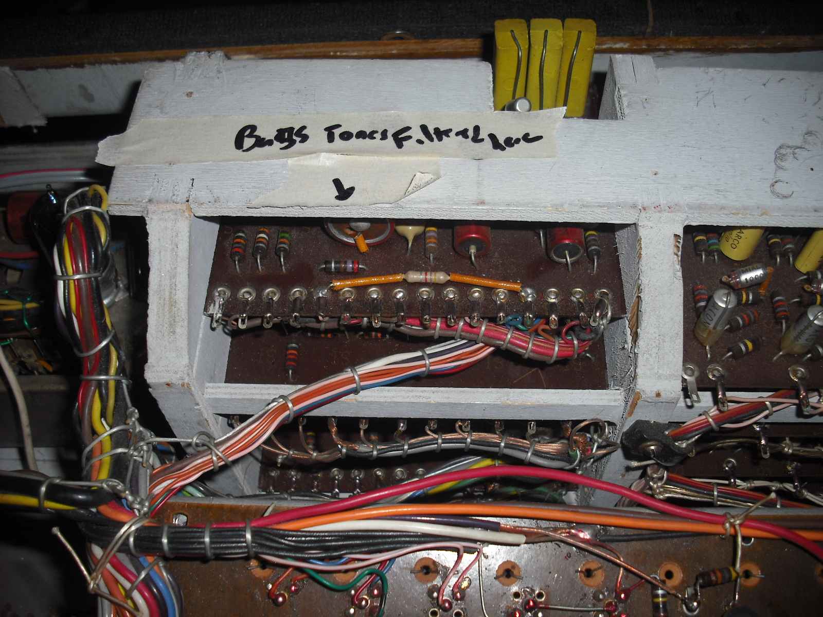 fixingelectronics: Another Farfisa Problem : hum in outputs, reverb ...