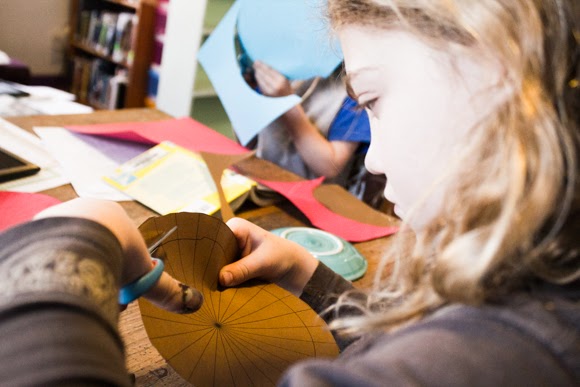 Craft Knife: Girl Scout Detective Badge: Make a Decoder Wheel