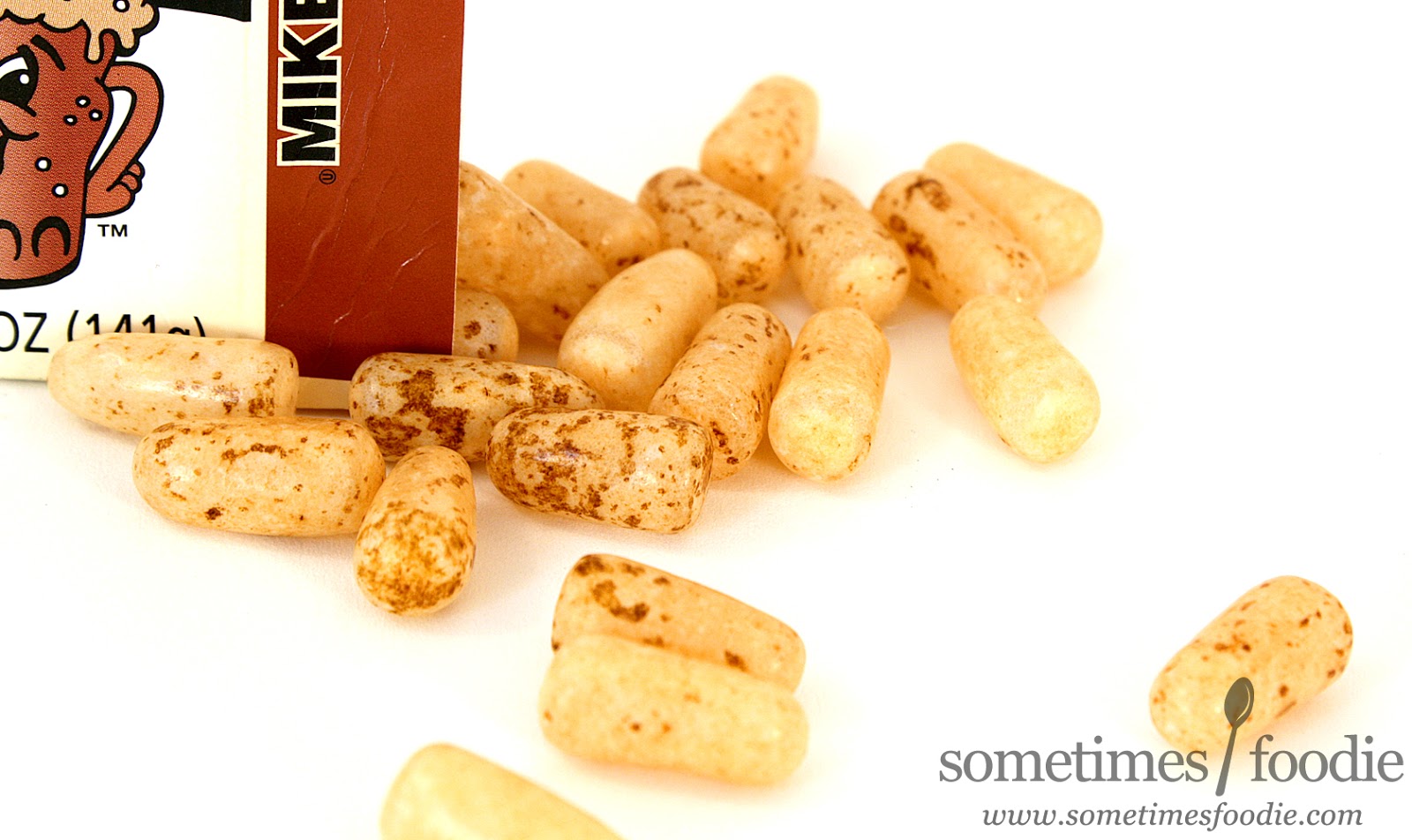 Sometimes Foodie: Mike and Ike Root Beer Float - Dollar Tree