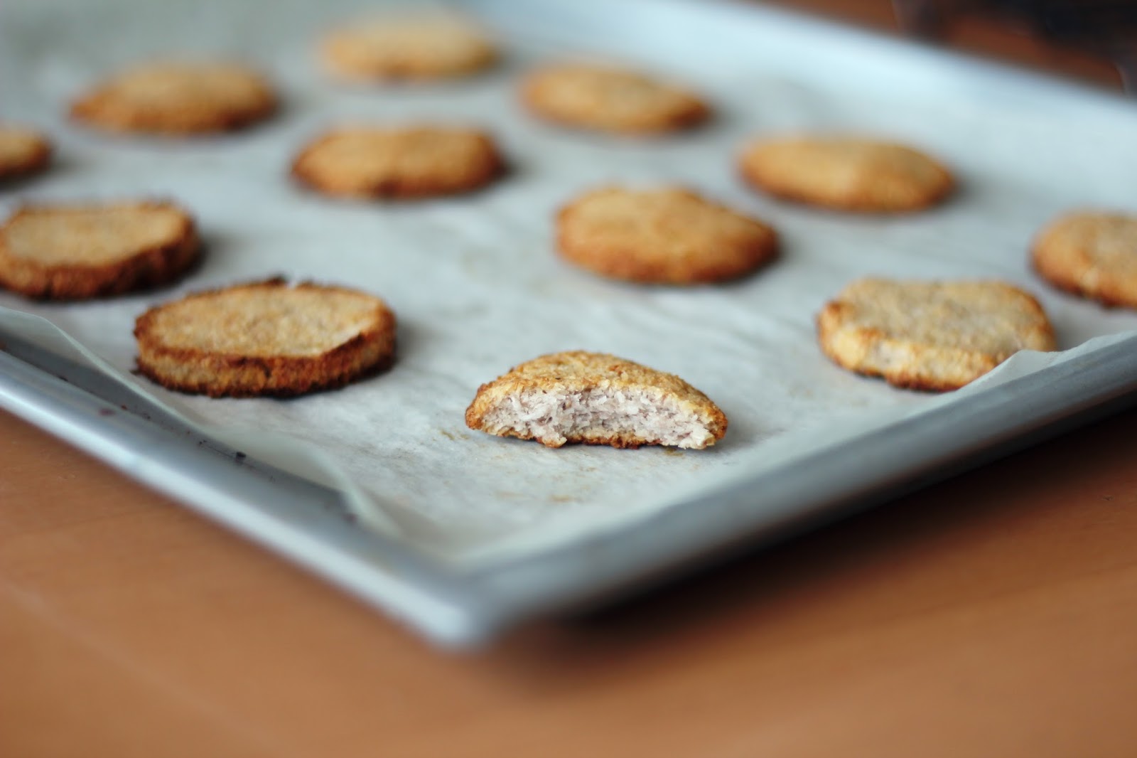 Bolachas de coco e banana só com 2 ingredientes - Criar Comer Crescer