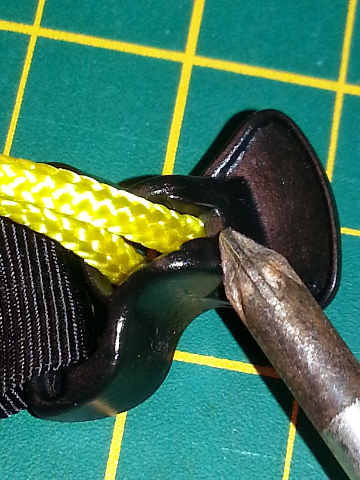 Two foot free: MLD Trailstar guy line slips - how to secure the lines ...