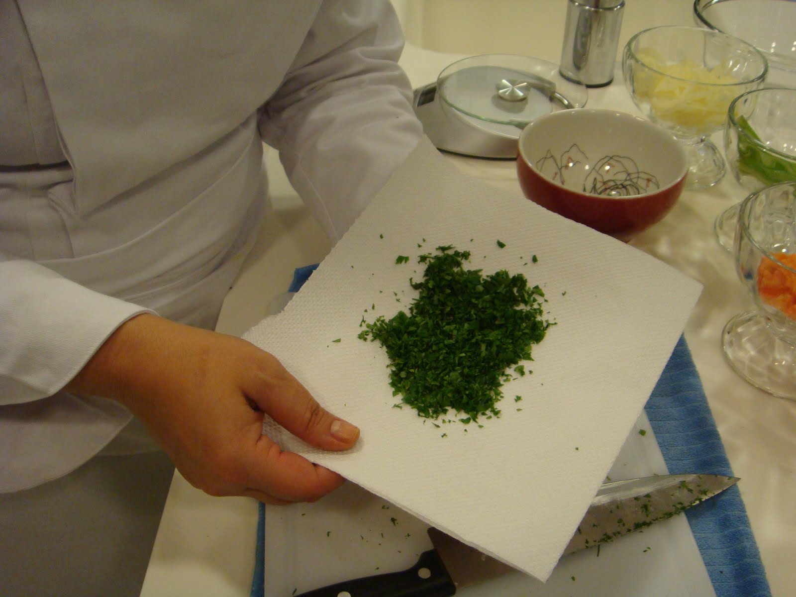 Gula Gourmet: HABILIDADES BÁSICAS 1 - Salsa Picada