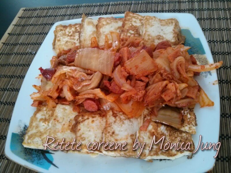 Retete coreene pentru acasa...by Monica Jung: Kimchi cu tofu la tigaie ...