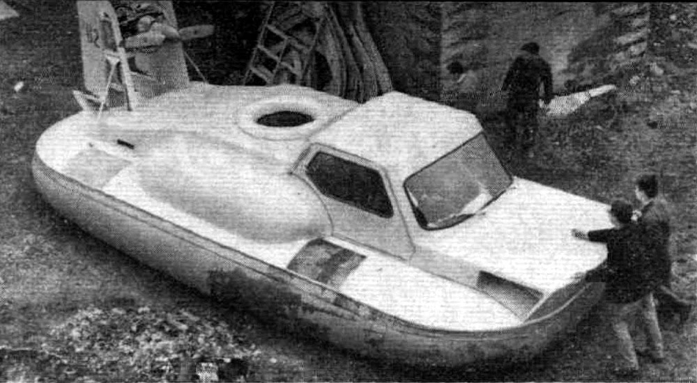 BLOGUE BARCO À VISTA: O HOVERCRAFT DA MARINHA PORTUGUESA