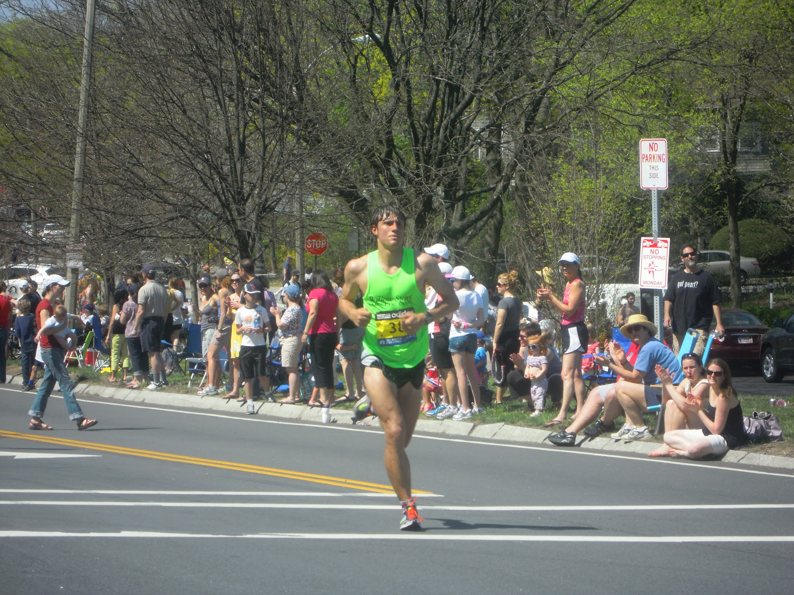 Marash Girl: April 16, 2012: THE BOSTON MARATHON AT HEARTBREAK HILL