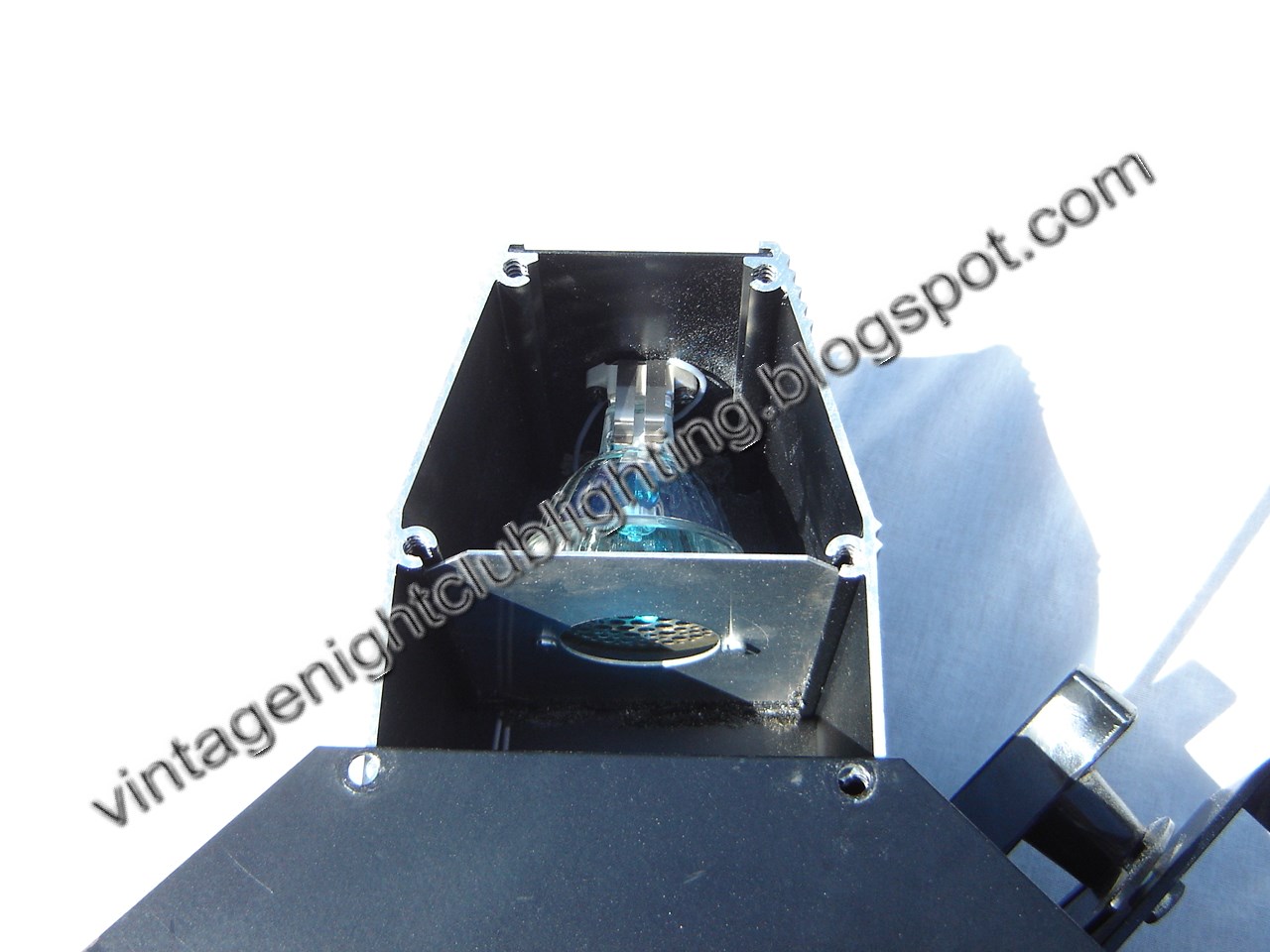 Vintage Night Club Lighting: DiscoTech Beetle