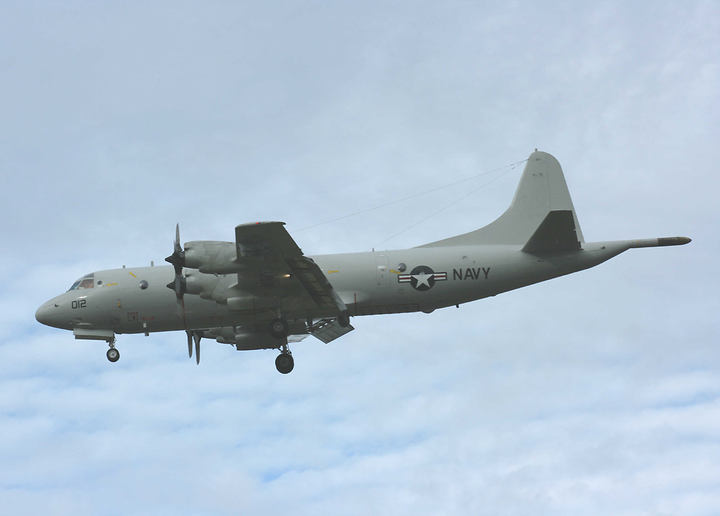 Perth Airport Spotter's Blog: US Navy P3-C Orion arrives YPEA today!
