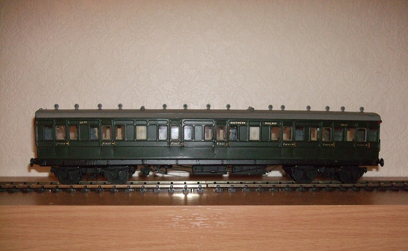 GEOFF TYLER - RAILWAY MODELLER: O GAUGE SOUTHERN REGION COACH 1st / 3rd ...