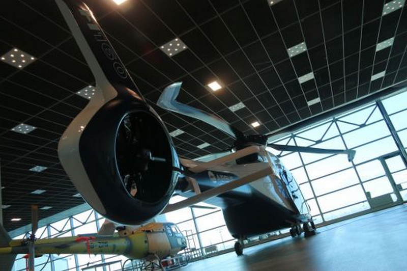 desarrollo defensa y tecnologia belica: Airbus celebra el 50 ...