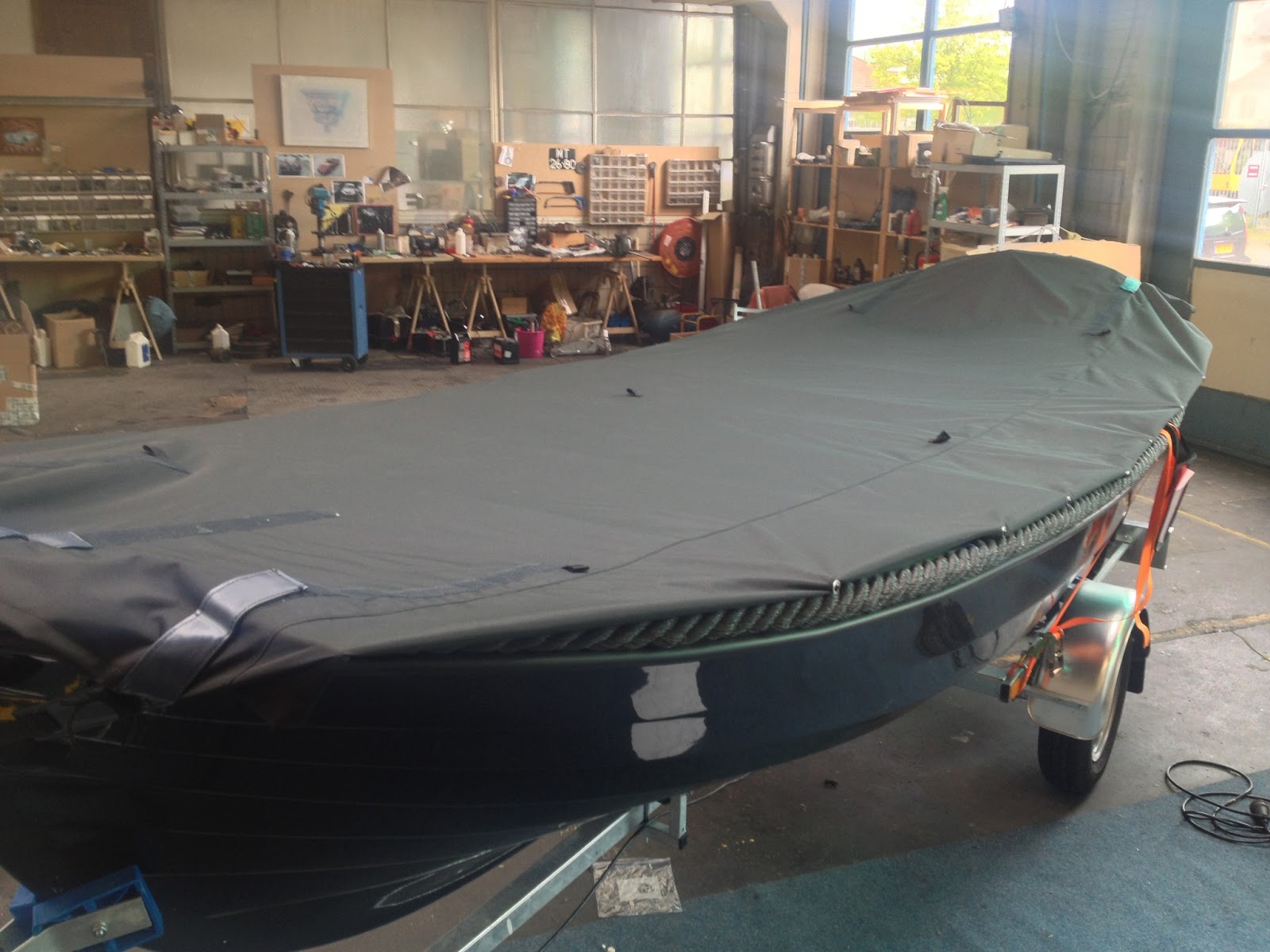 rollercap, dekzeil voor open zeilboten: Afdekzeil zelf frame maken