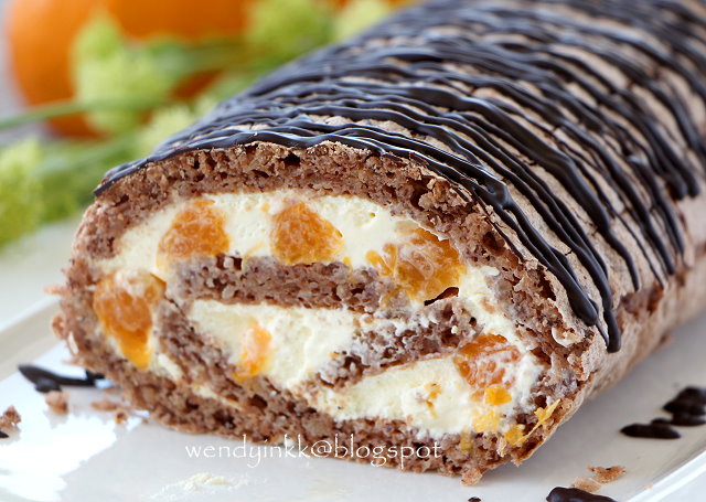 Table for 2.... or more: Budapest Roll ~ Budapestrulle