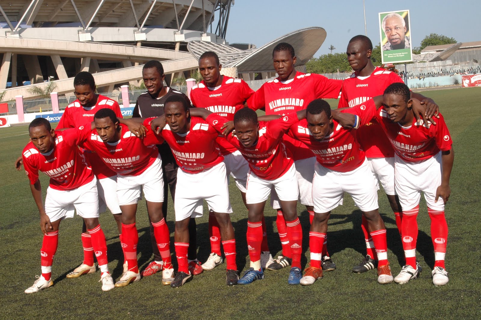 Simba akubali kuchezewa sharubu na Azam FC ~ BONGO CORNER