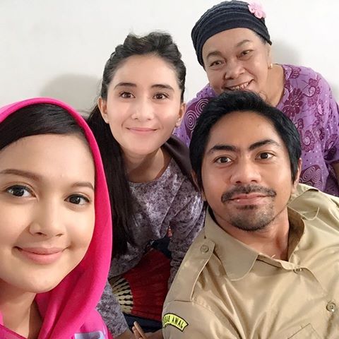 pemeran entin di sinetron dunia terbalik rcti