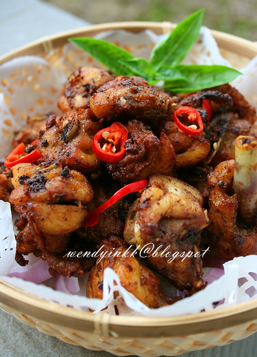 Table for 2.... or more: Inche Kabin (Nonya Fried Chicken) - Penang MFF #3