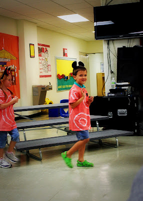 Enjoying Life With 4 Kids: Cooper's 1st Grade Play