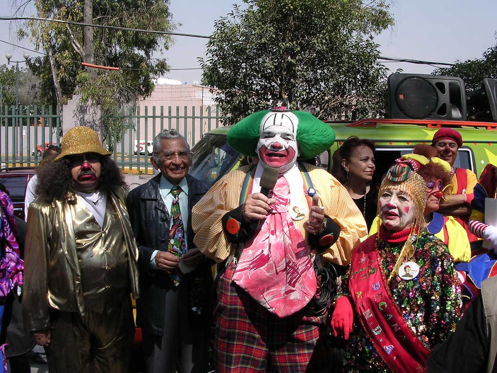 RUTINAS DE PAYASO, HISTORIA,CONCURSOS,TIPS, Y MAS..: PLAZA DE LOS ...