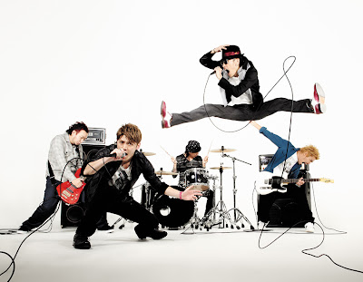 FLOW banda japonesa: 2013