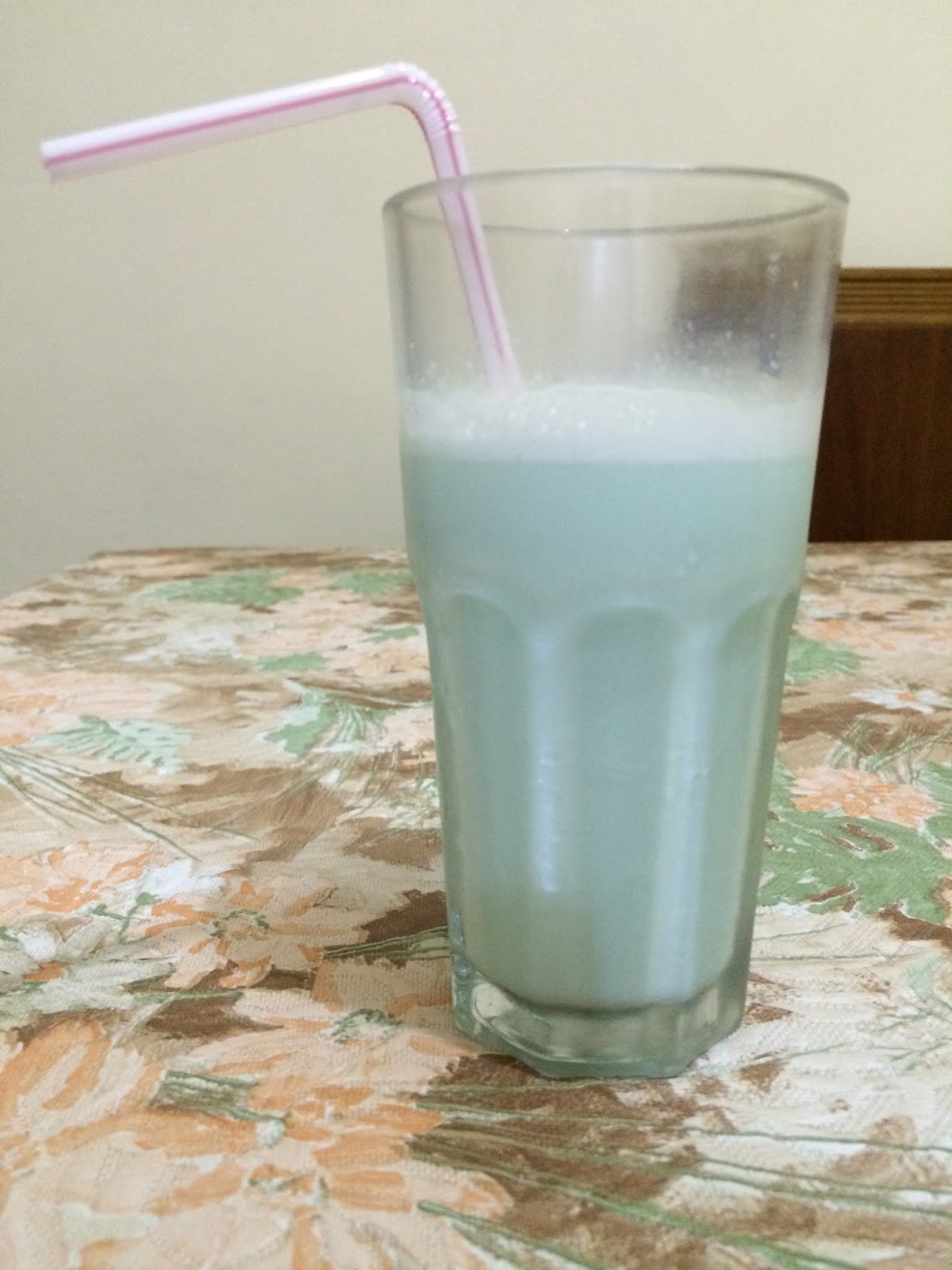 Cinema no Prato: STAR WARS - LEITE DE BANTHA (BLUE MILK)