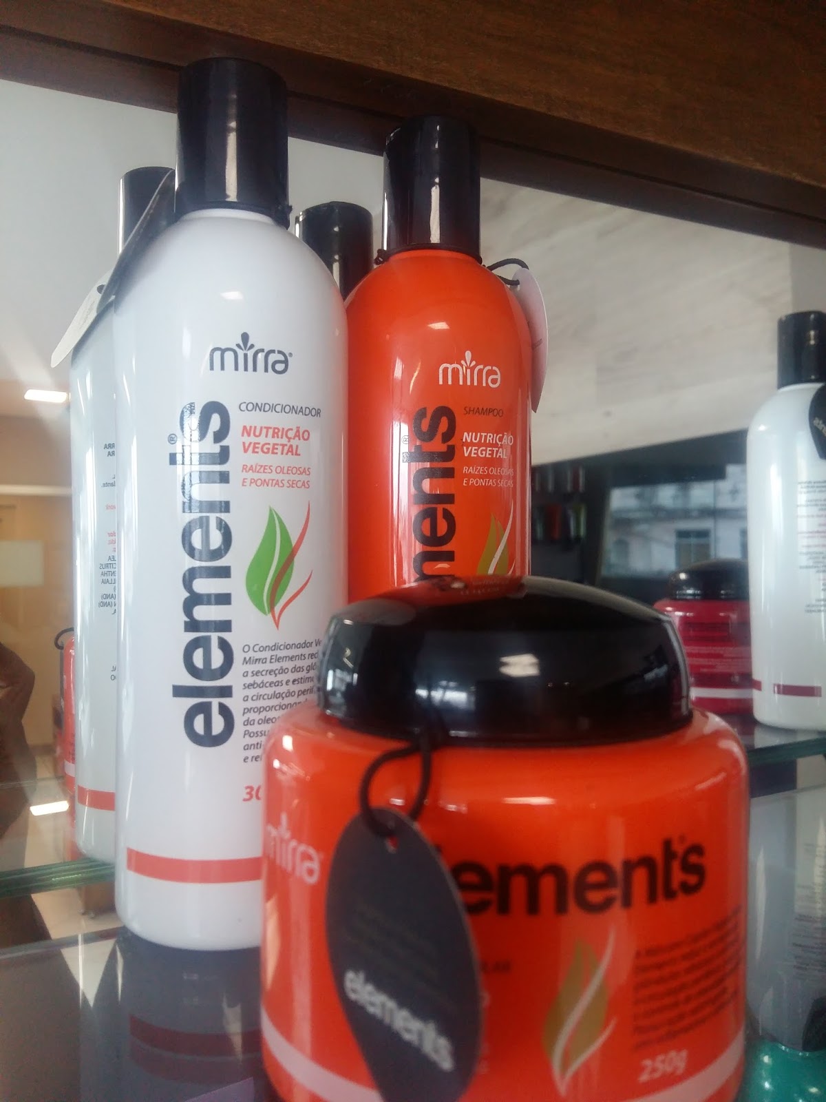 To maquiando! : Mirra Cosméticos