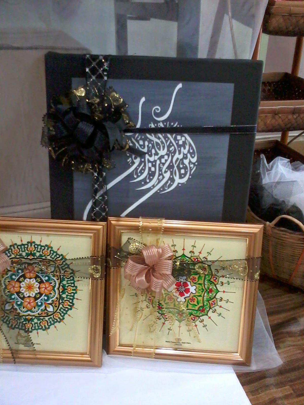 Helwani Restu: TERBARU - RIBEN DAN HADIAH/ HAMPER & FRAME