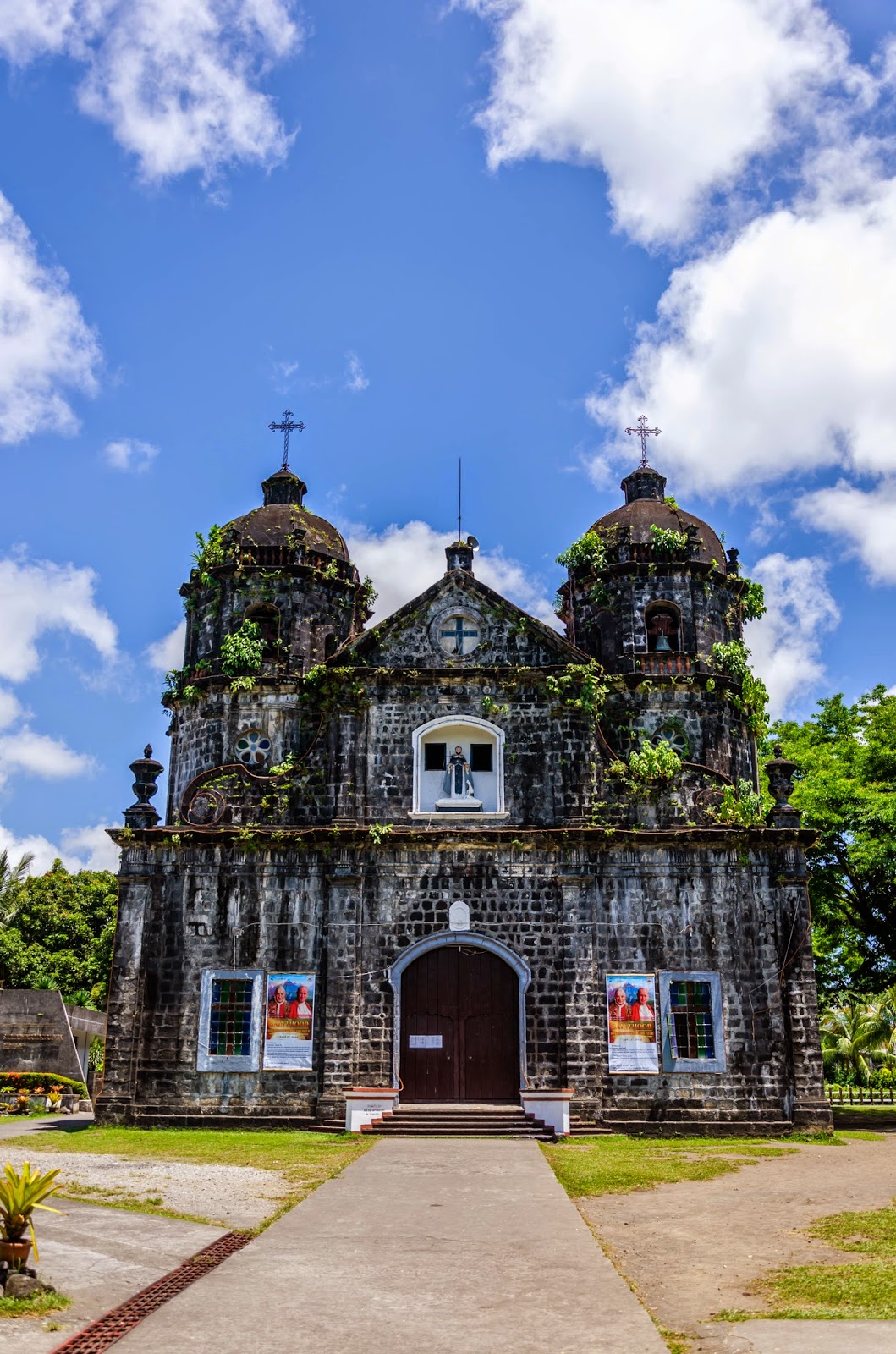 The Wayward Wanderer: Philippines Day 17: Albay - Santo Domingo, Busay ...