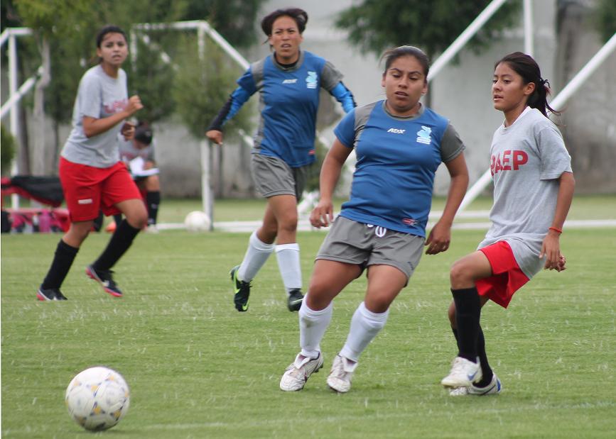 DeporPuebla: STEPHANIE ZAPATA, CAMINO AL ÉXITO