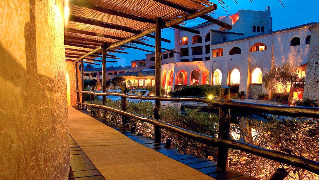 Passion For Luxury : Hotel Cala di Volpe the Sardinian glamour