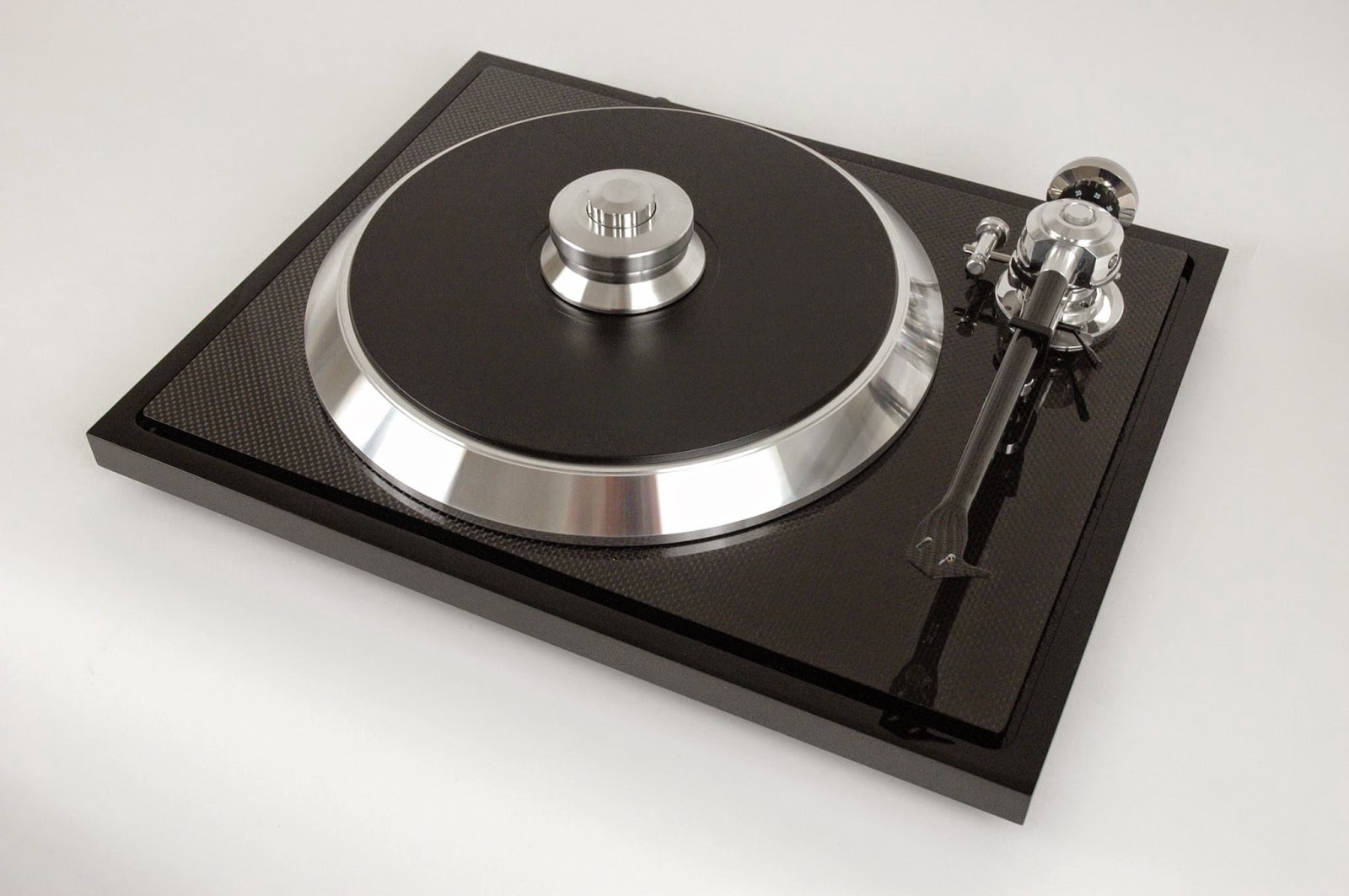 EAT C-Sharp turntable NEW – M & S | Ultimate High-Fidelity