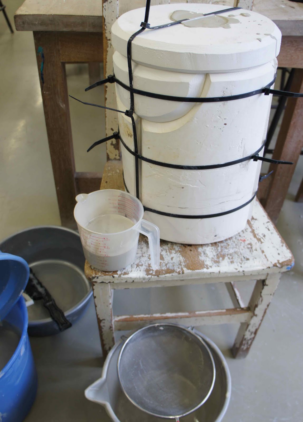 EUGENE HŐN : CERAMIC ARTIST: Slip-casting the decoy-duck; step-by-step