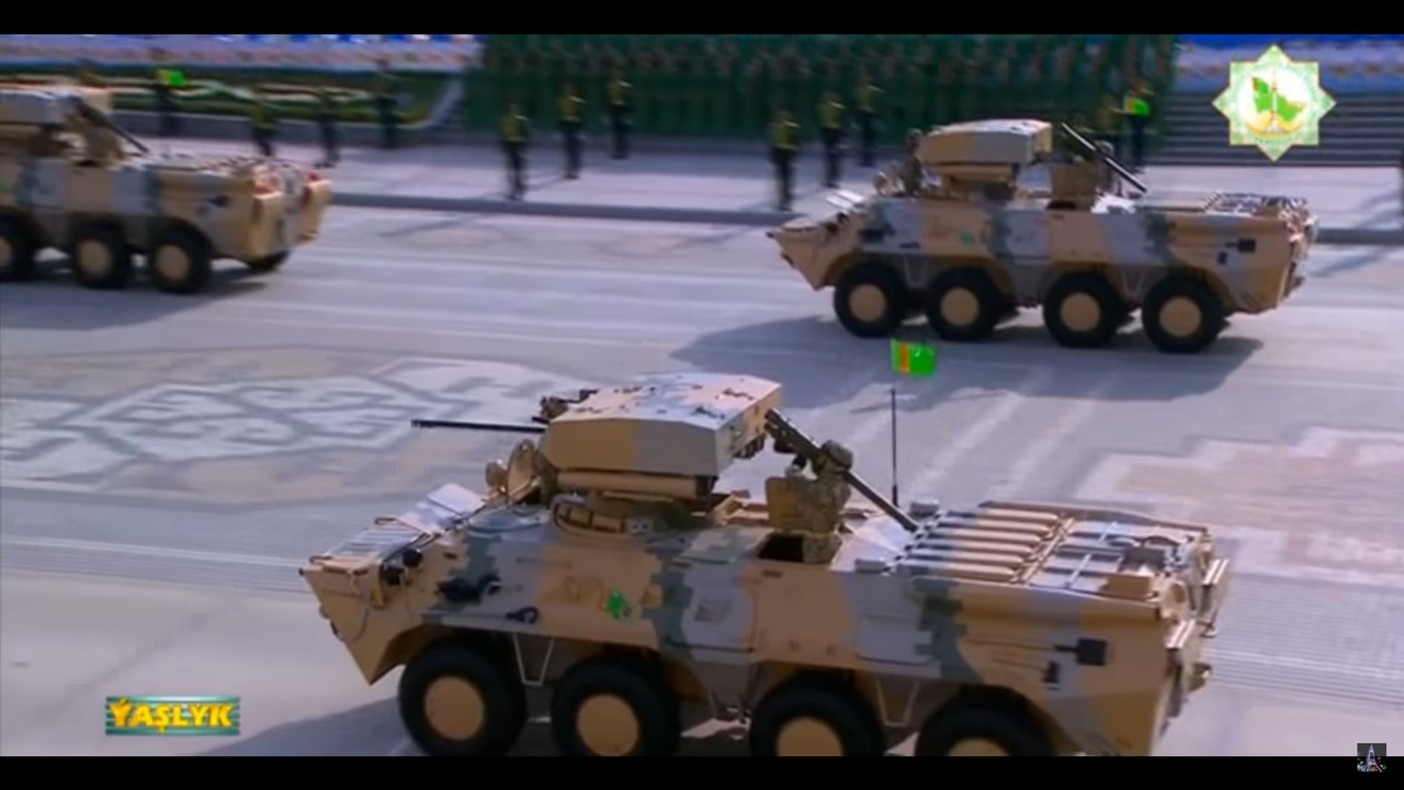 History and military technology: Military parade in Turkmenistan to ...