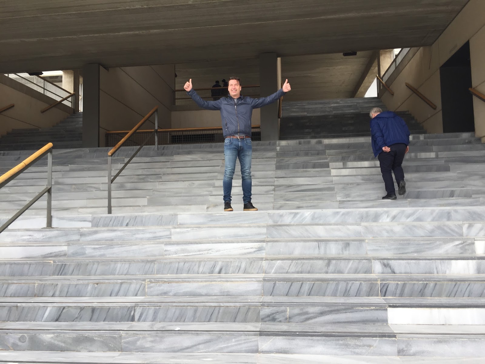 Edwin van Helvoort Zwart Rood Mozaiek