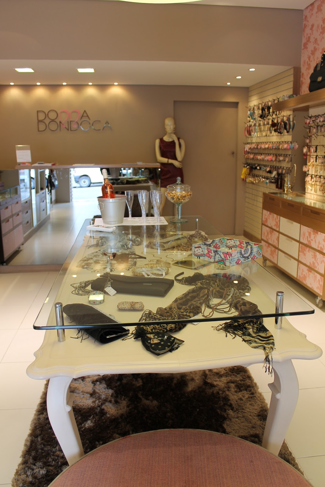 Moda por Laura B.: Donna Dondoca