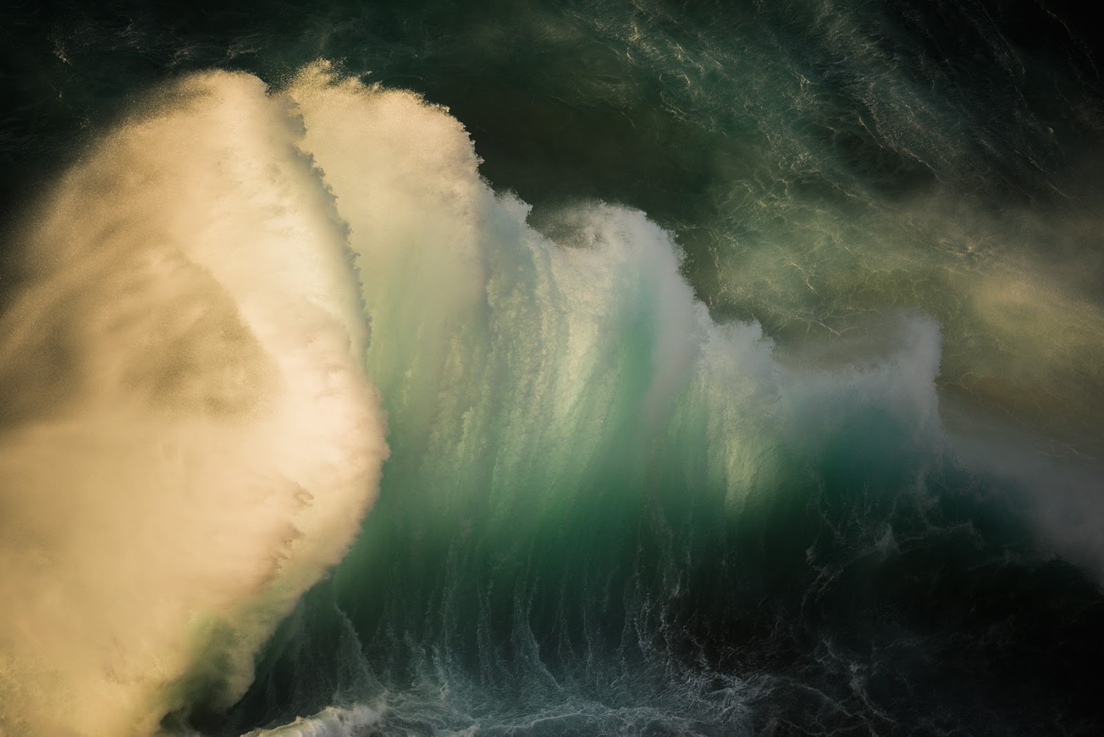 Tapas de Ciencia: Olas, por le fotógrafo Luke Shadbolt