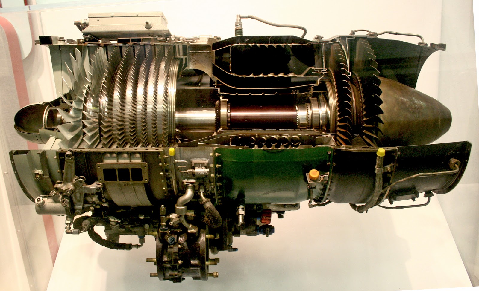 Emi Koninos History Of And How Jet Engines Work emi-koninos-history-of-and-how-jet-engines-work