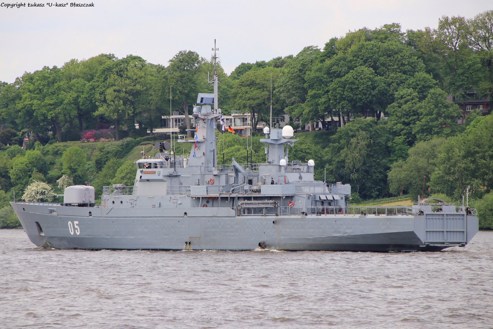 W obiektywie shipspottera czyli z migawką nad portową sadzawką: Z cyklu ...