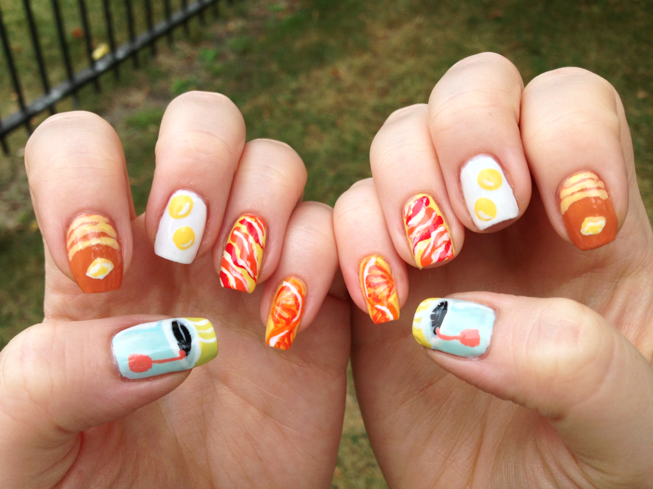 Ms. Lazybones & The Morning Man: mani monday