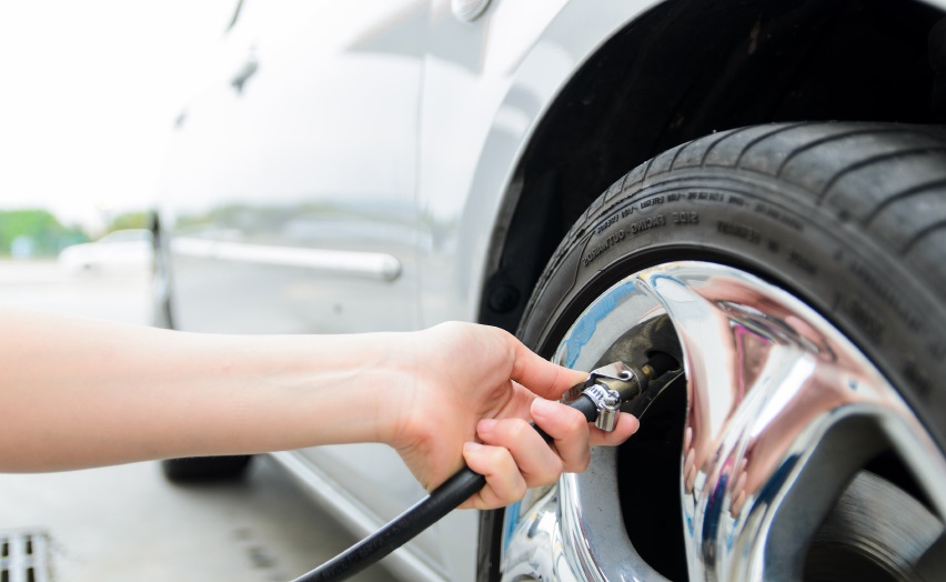 Cara Mengisi Angin Ban Yang Benar - Blog Tips Otomotif Mobil Motor