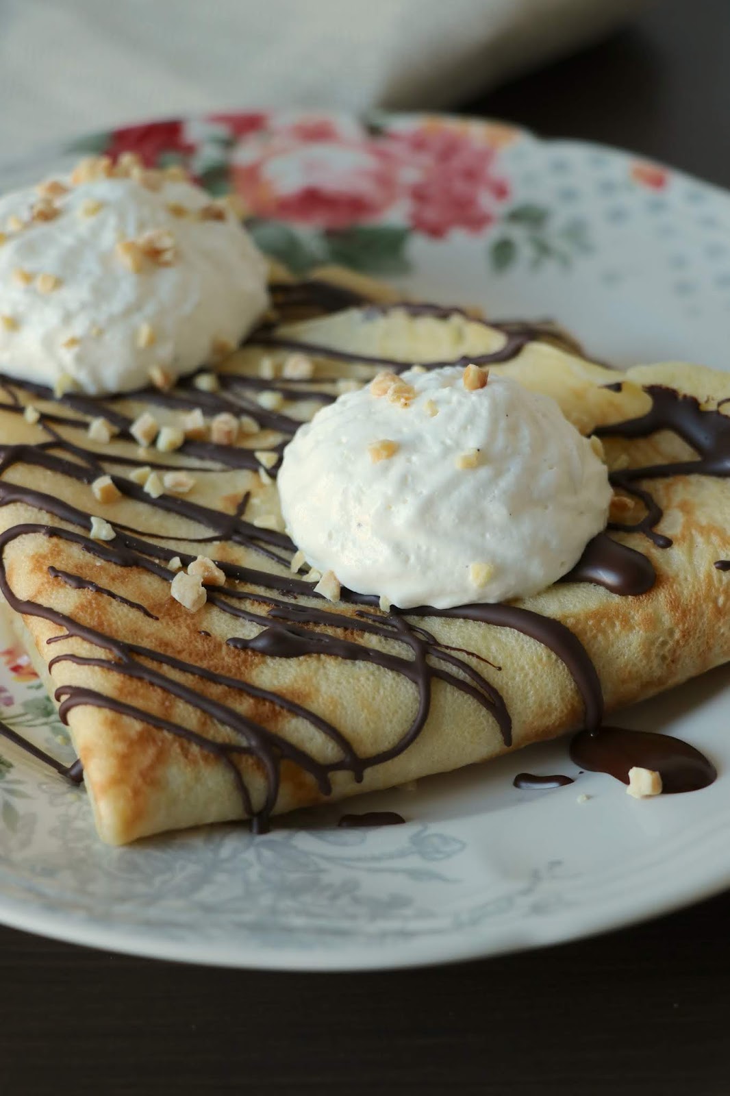 The Cook Time: Crêpes aux poires, chocolat et chantilly