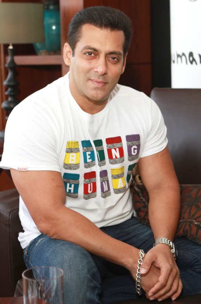 Bollywood Actor Salman Khan New Stills | Latest Fashion and Technology