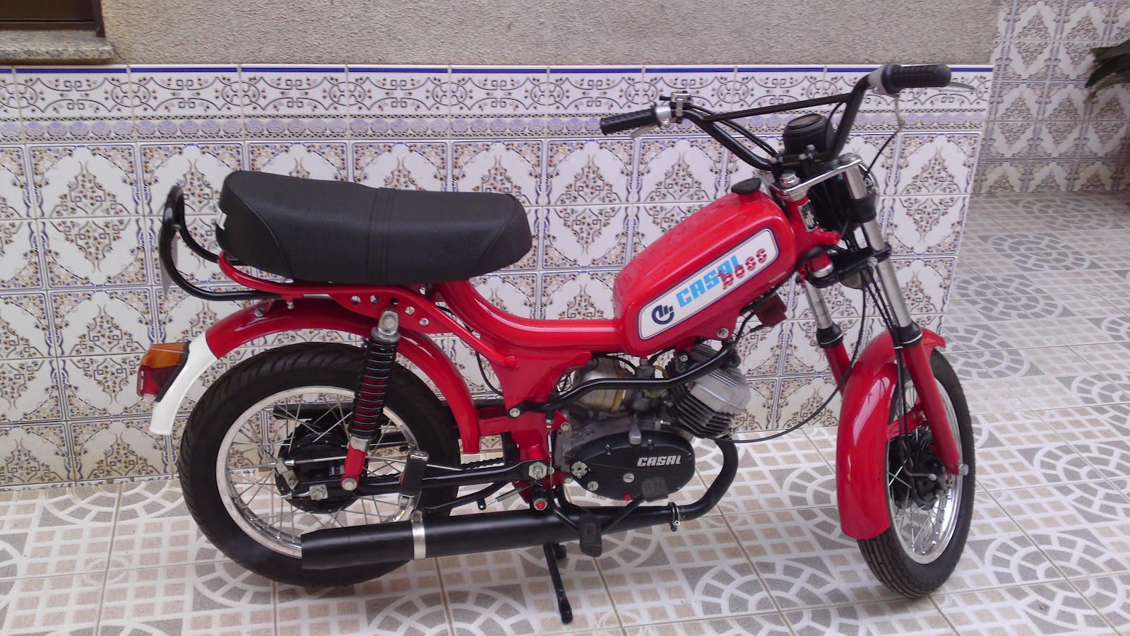 Motas e peças do Lopes: Casal BOSS Vermelha