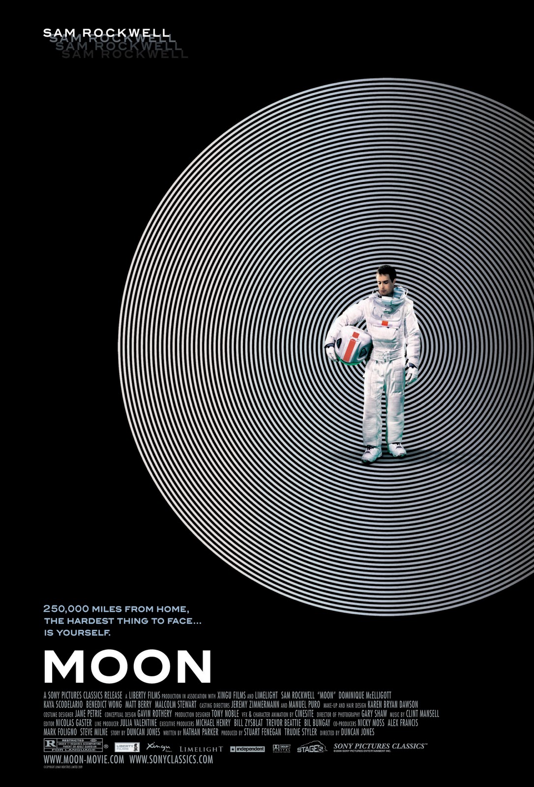 We Review Film Moon 2009 